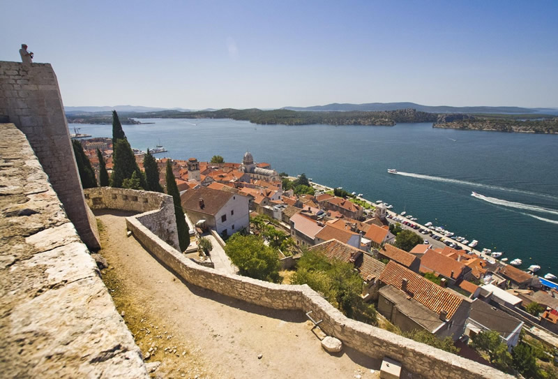 Explore Split in 7 days - APARTMENTS ENA